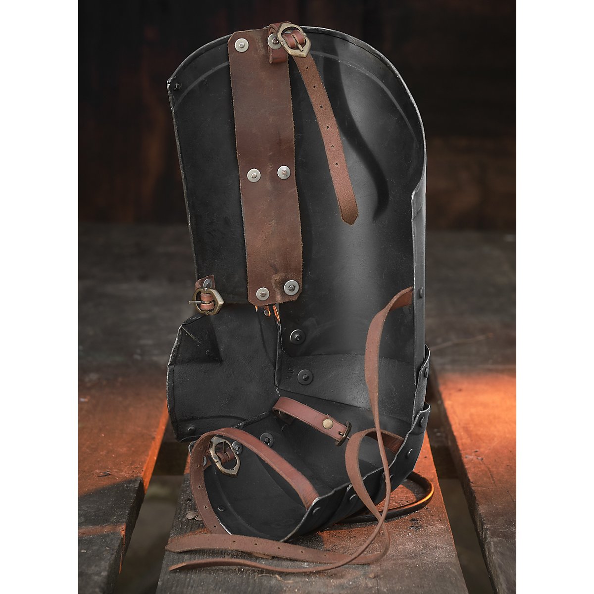 Leg plate armor - Captain - andracor.com