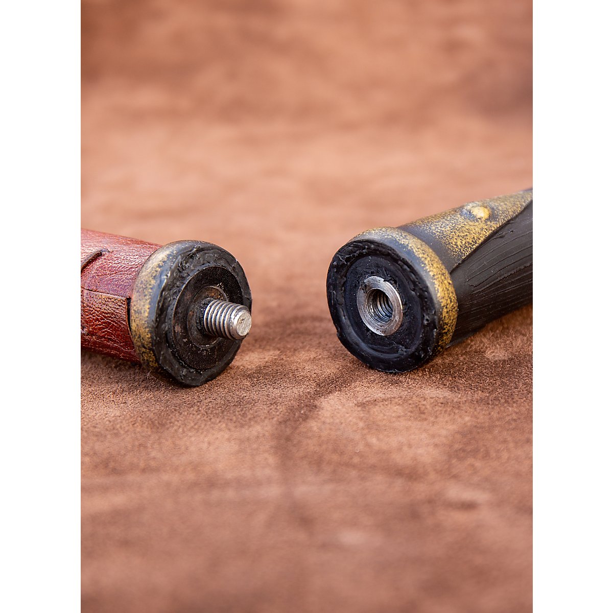 Double bladed axe - Chaos foam weapon (140cm) - andracor.com