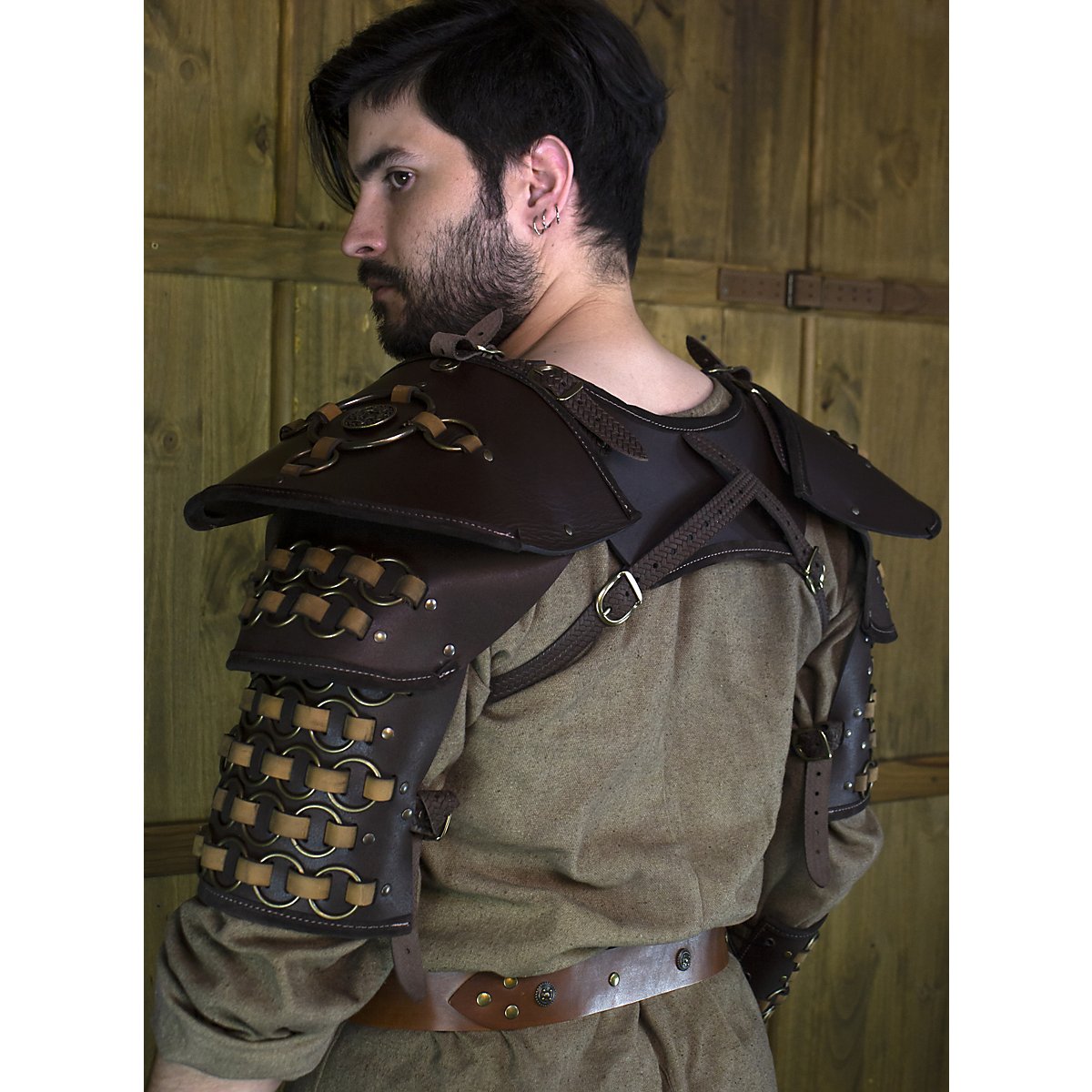 Leather pauldrons - Fighter - andracor.com