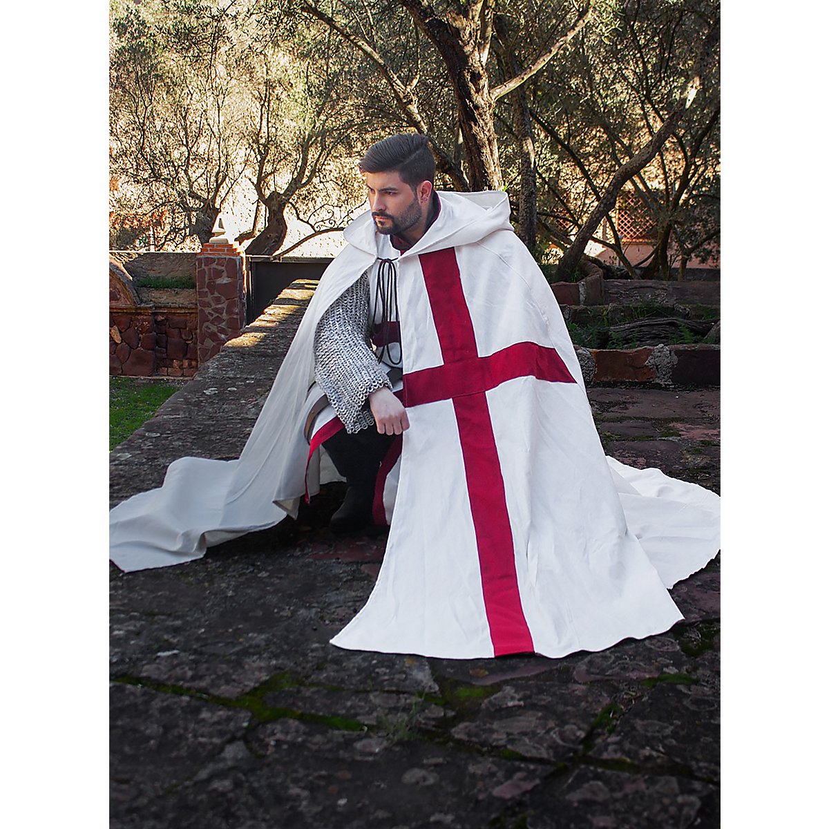 Medieval cape with hood and cross - Templar - andracor.com