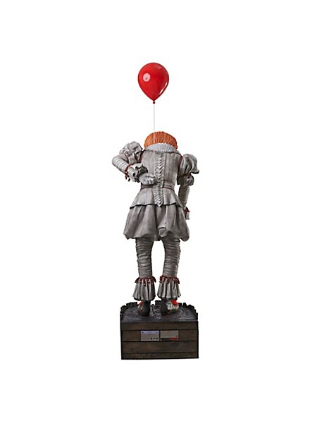 IT - Pennywise aus IT Chapter II Life-Size Statue - maskworld.com