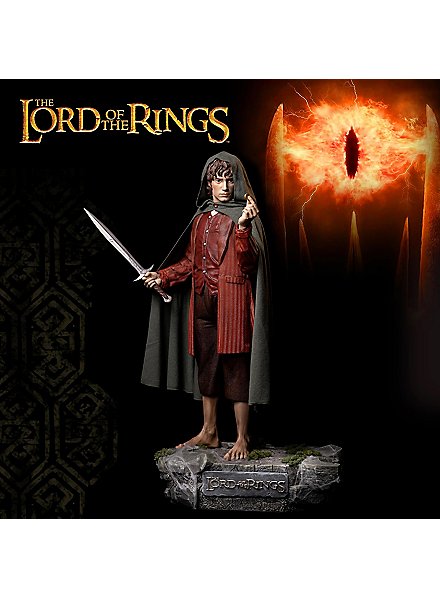 The Lord of the Rings - Frodo Life-Size Statue - maskworld.com