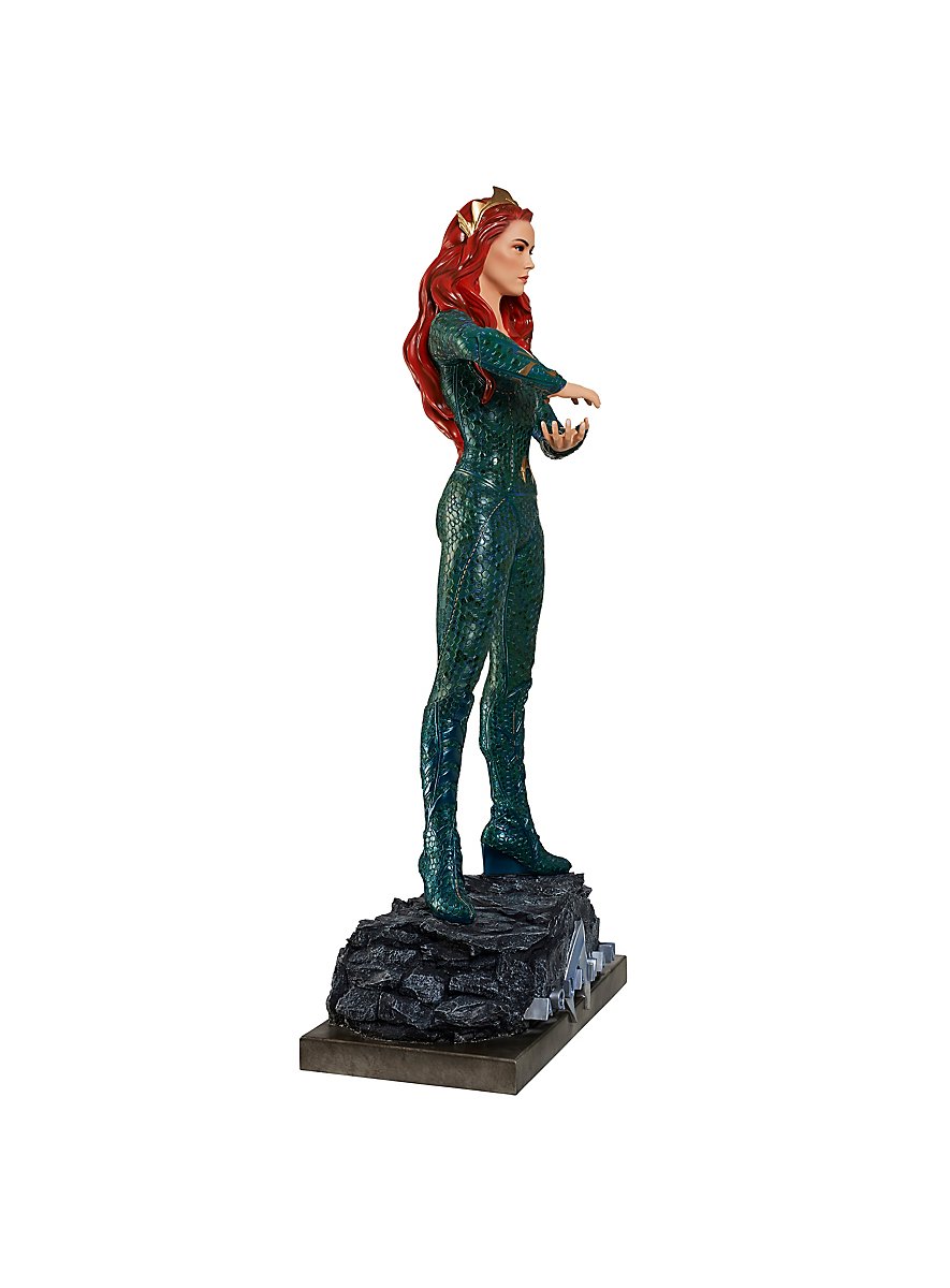 Aquaman - Mera Life-Size Statue - maskworld.com