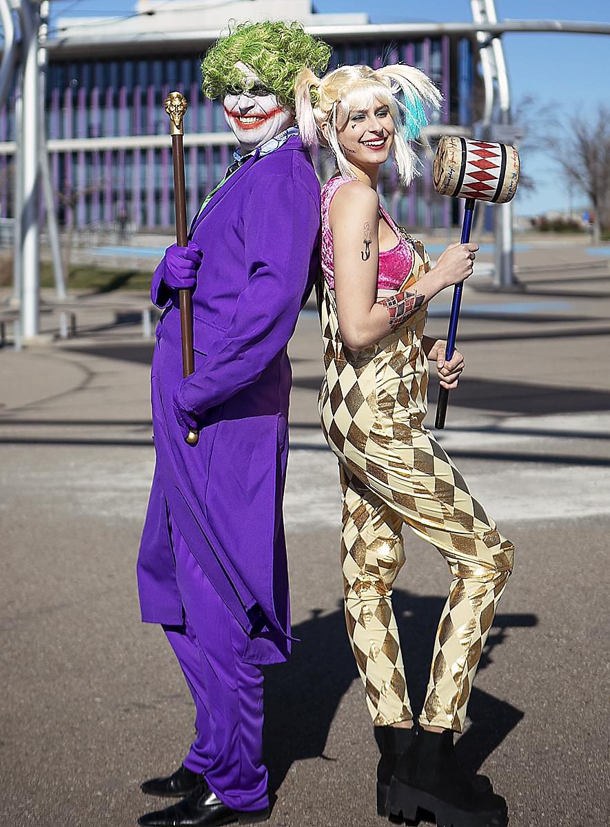 Arkham City - Joker Walking Stick - maskworld.com