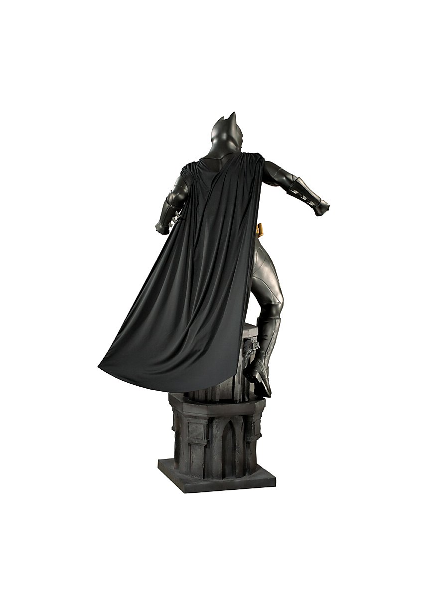 Batman - Batman Begins Life-Size Statue - maskworld.com