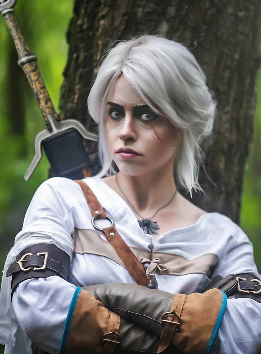 Ciri's sword - Zireael with runes Larp weapon - maskworld.com