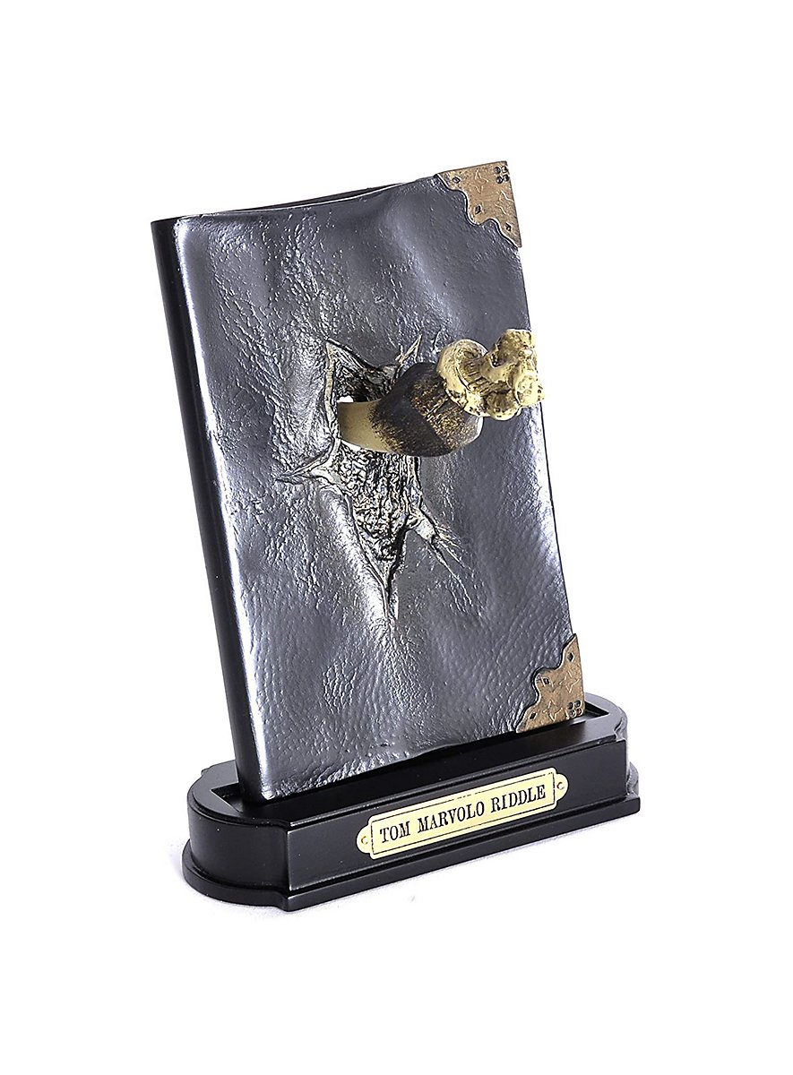 Harry Potter - Basilisk Fang and Tom Riddle Diary Replica - maskworld.com