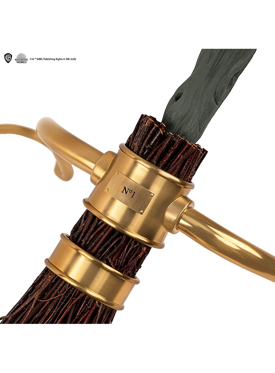 Harry Potter - Firebolt Broom Replica 1/1 2022 Edition - maskworld.com