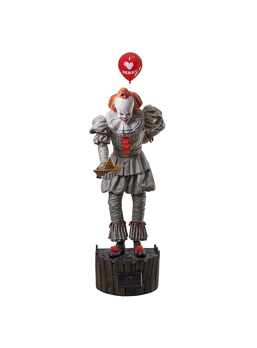 IT - Pennywise from IT Chapter II Life-Size Statue - maskworld.com